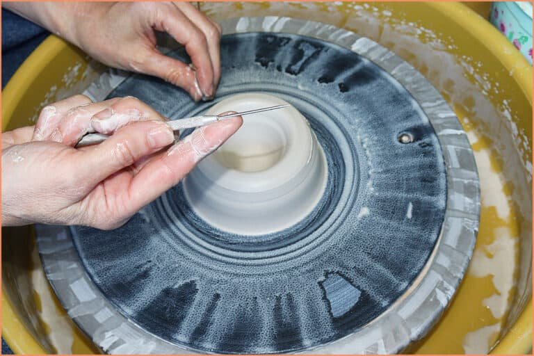 How To Throw Clay On The Pottery Wheel: A Step-by-Step Beginners Guide ...