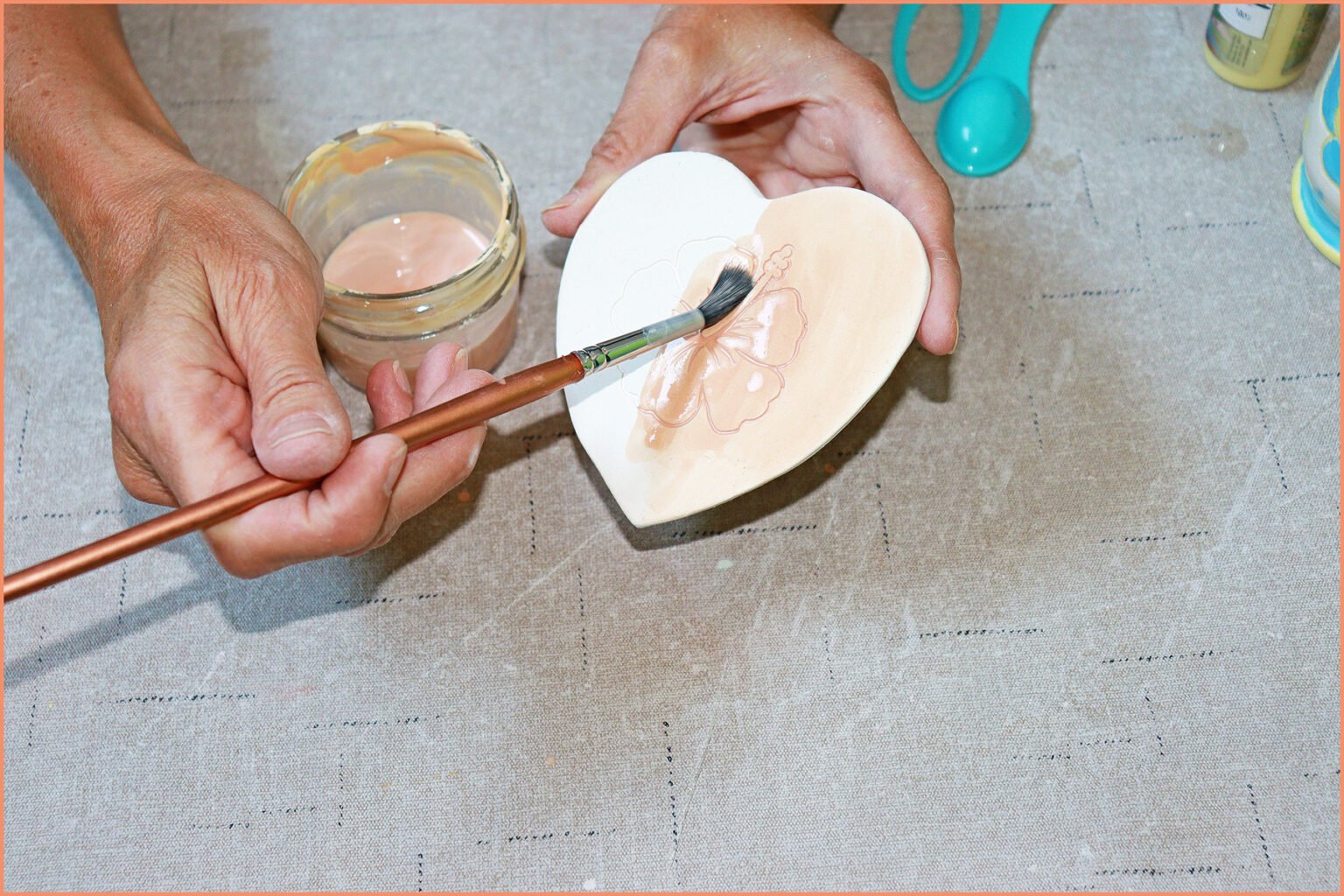 How To Use Underglaze - Pottery Crafters